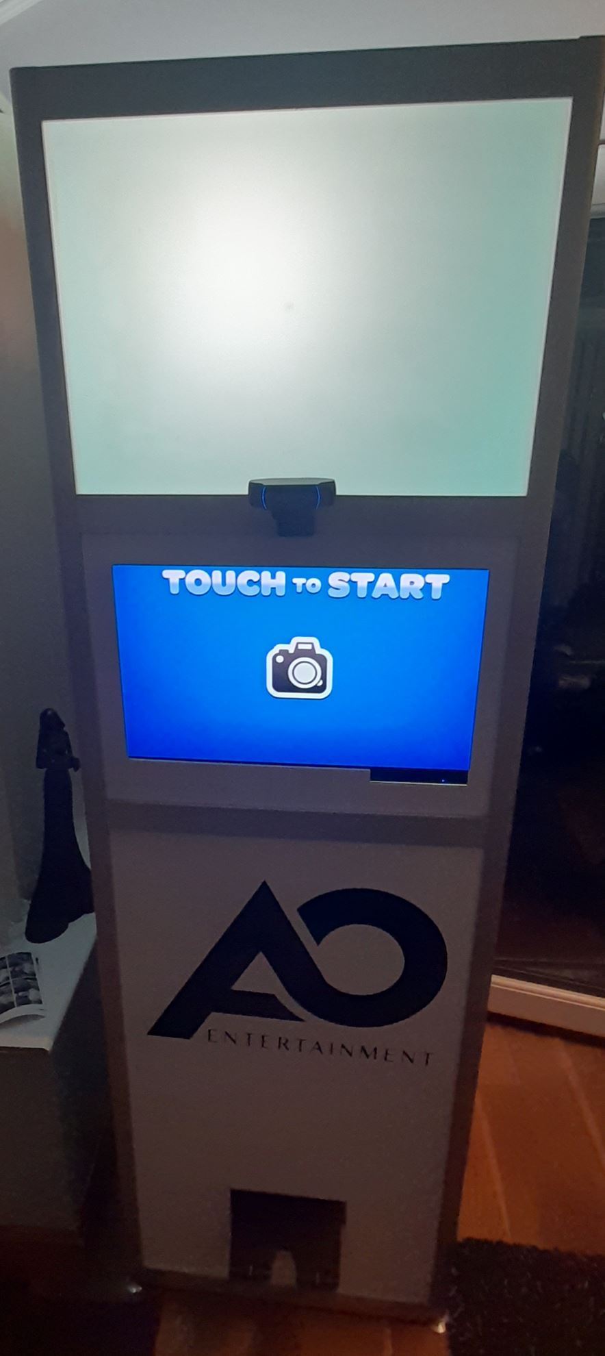 Worksop Bouncy Castle Hire. Photo booth with inflatable booth